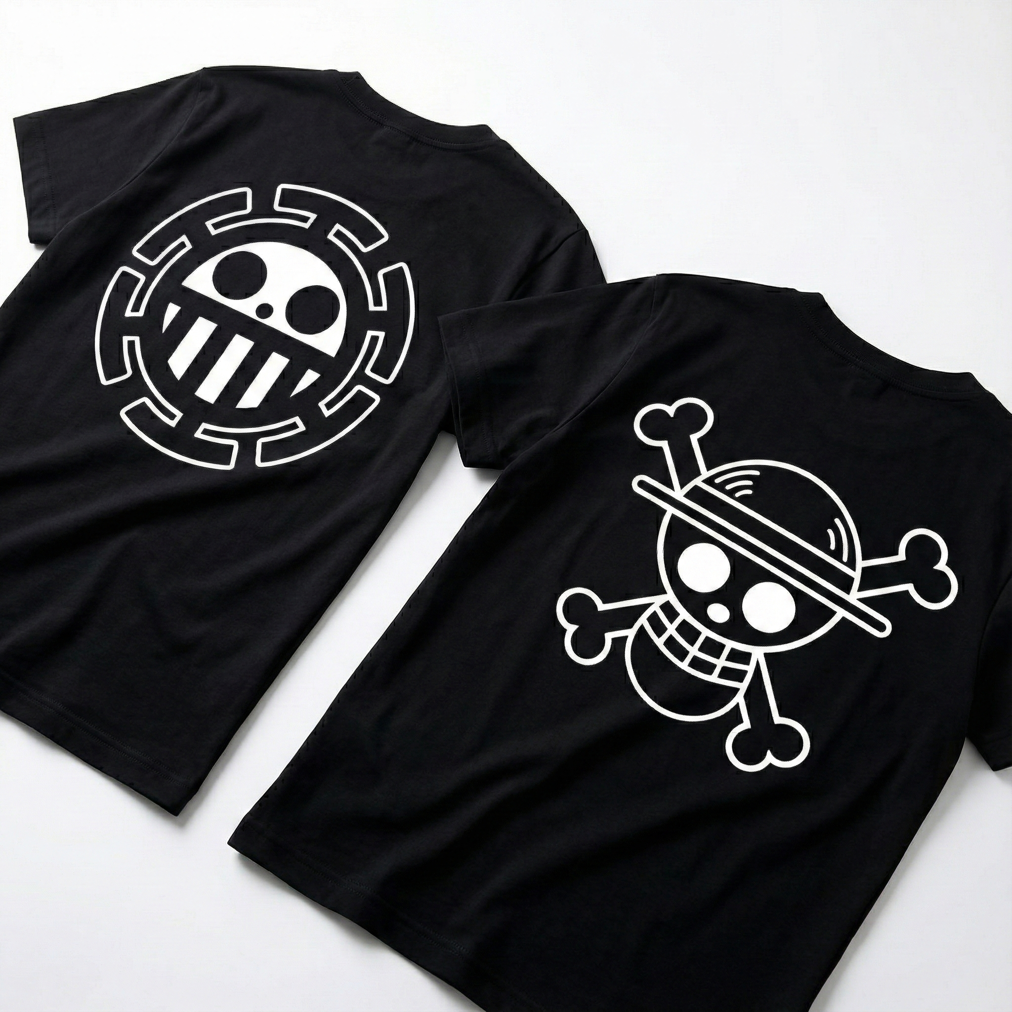 Monochromatic Jolly Roger T-Shirt (16 characters) – Dirava